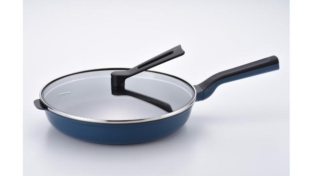 RemyPan Wide Frying Pan - Navy | Harvey Norman