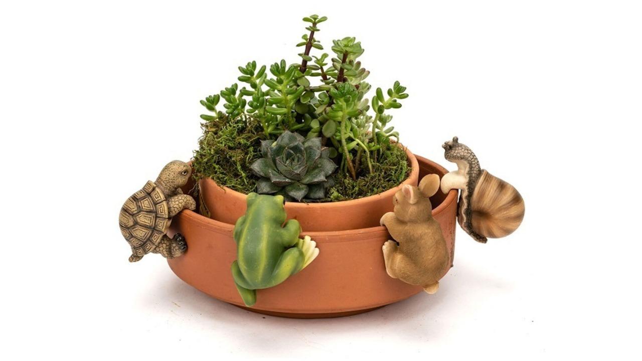 4 Piece Assorted Animal Polyresin Pot Sitter Garden Decor | Harvey Norman