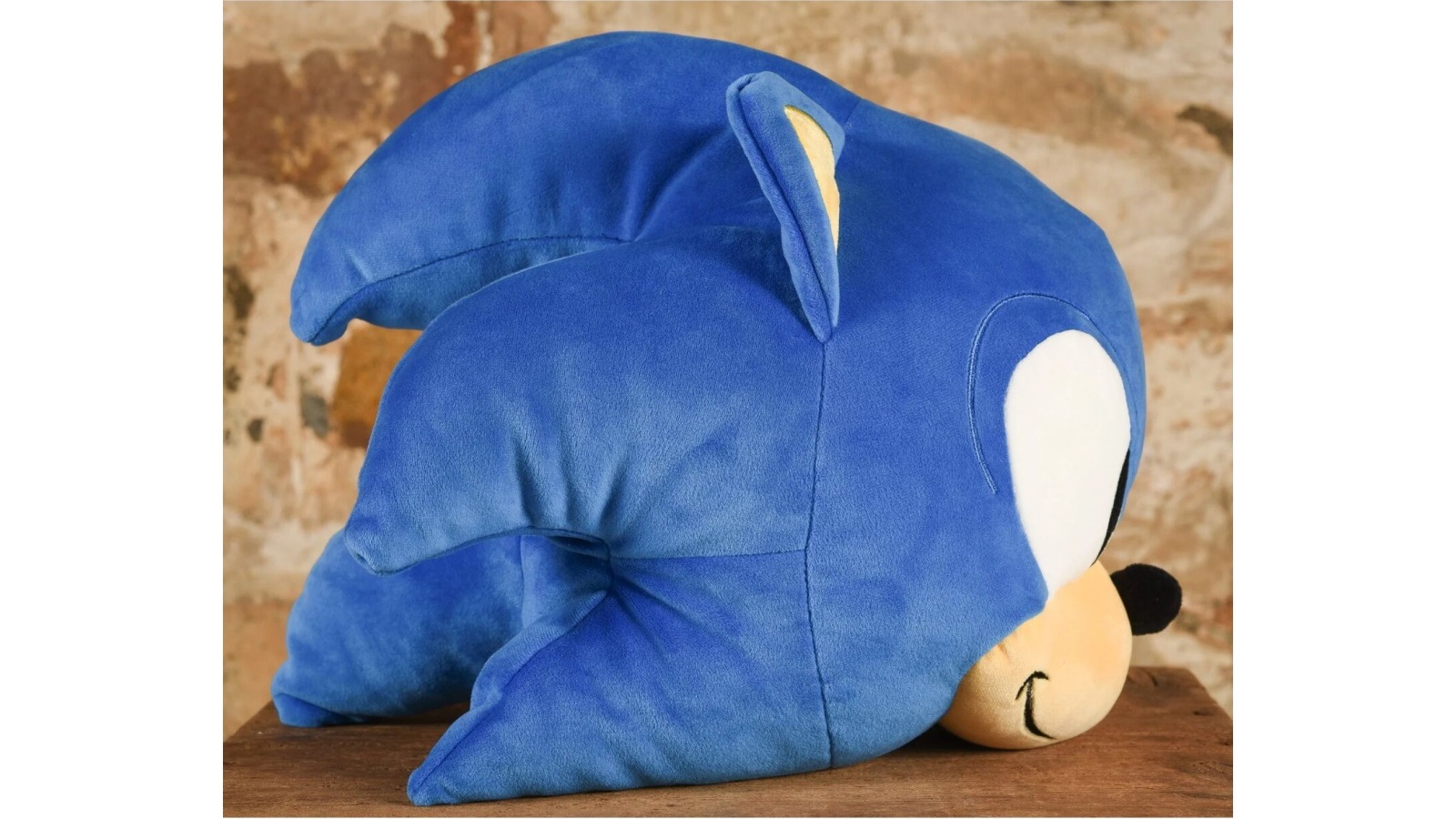 Club Mocchi-Mocchi Mega Sonic The Hedgehog Plush Toy | Harvey Norman