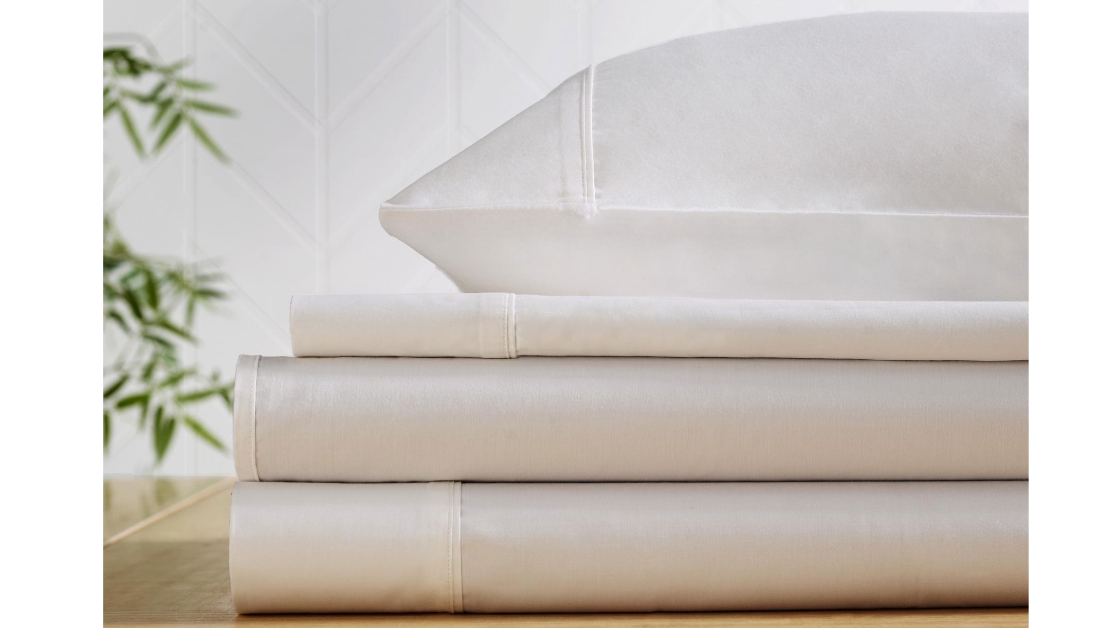 L'Avenue 500TC Bamboo/Cotton White Sheet Set | Harvey Norman