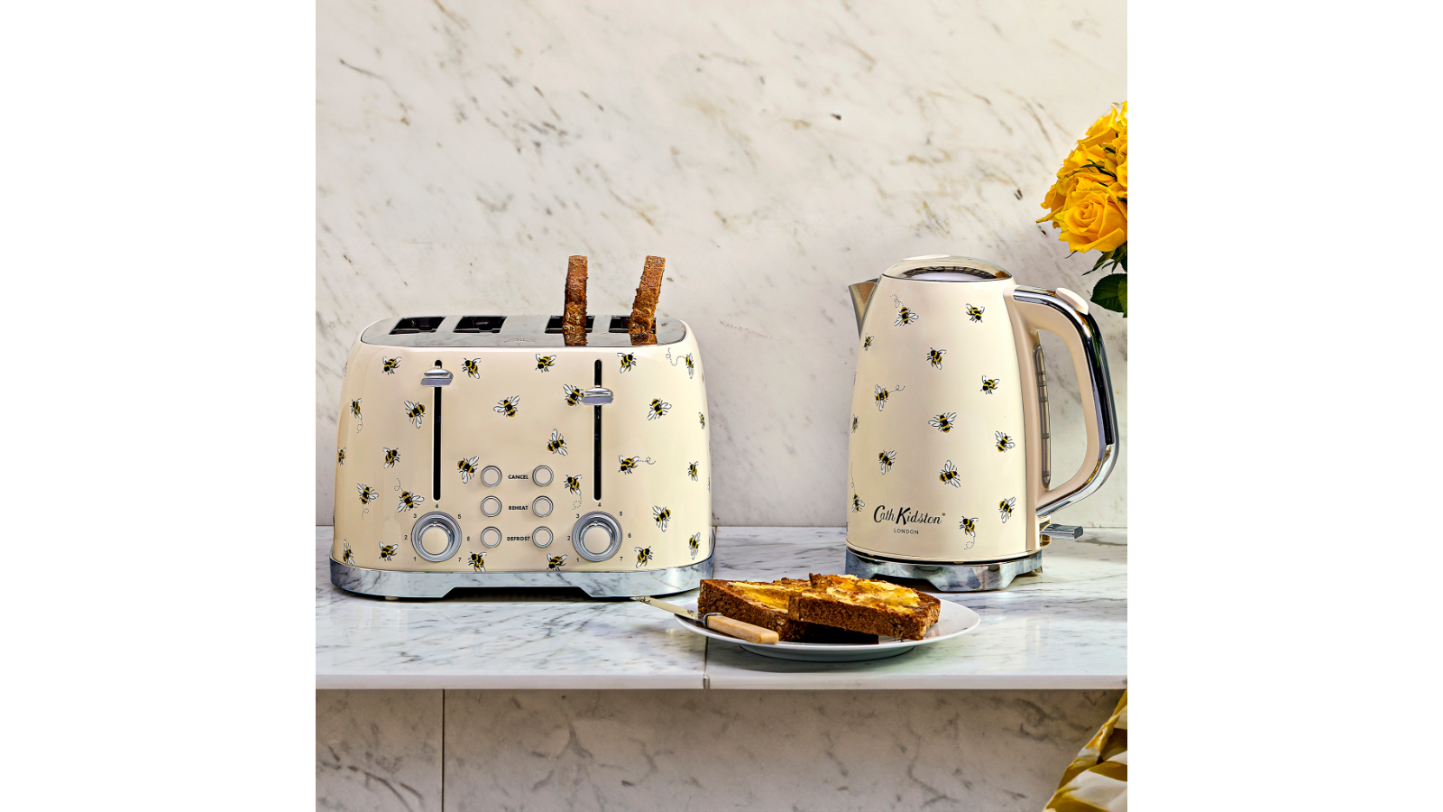 Laura Ashley Cath Kidston 4 Slice Toaster - Bees | Harvey Norman