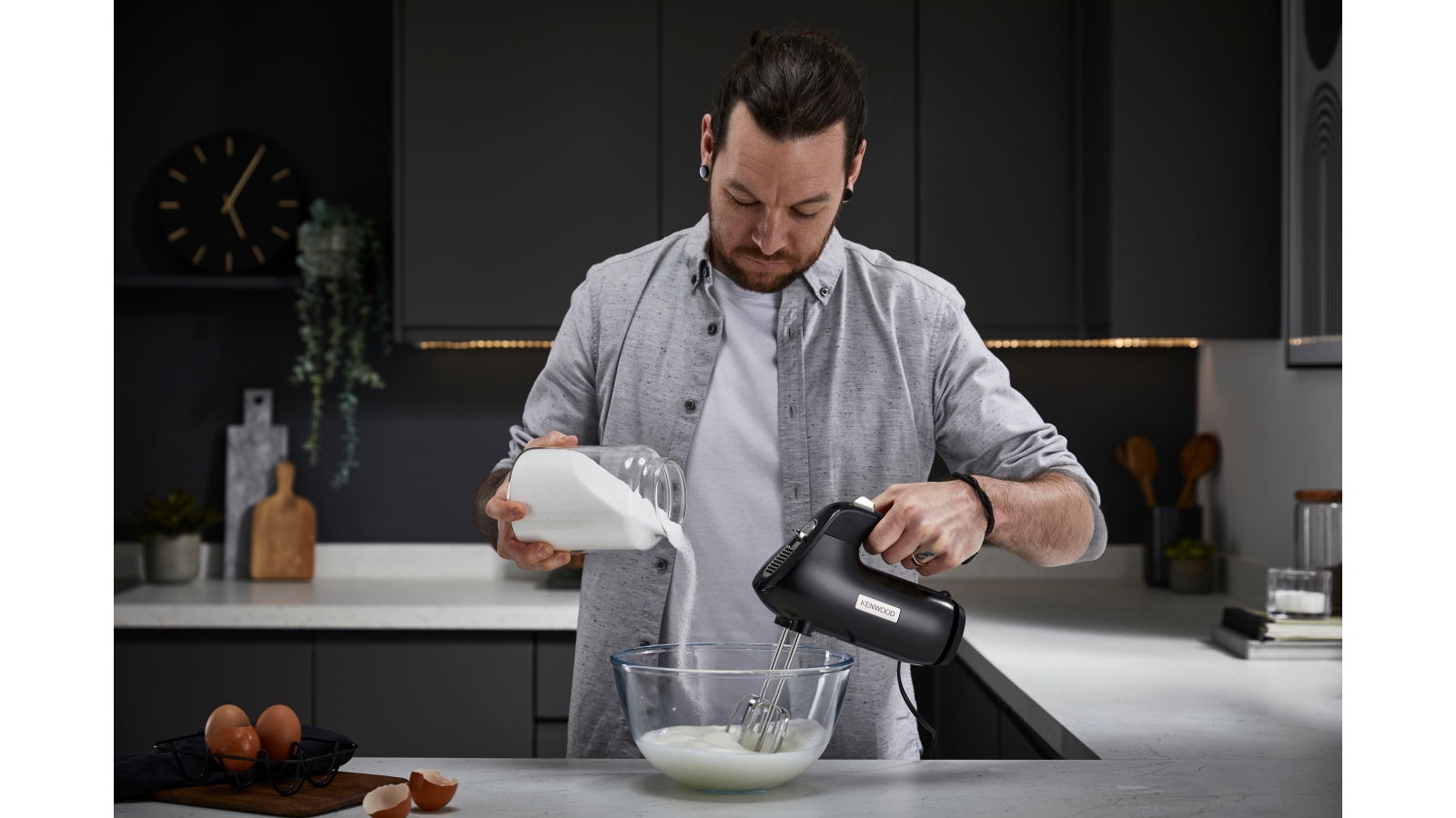 Kenwood QuickMix+ Premium Hand Mixer - Black | Harvey Norman