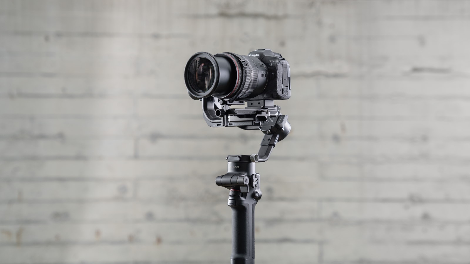 DJI RSC 2 Pro Combo Gimbal Stabiliser | Harvey Norman