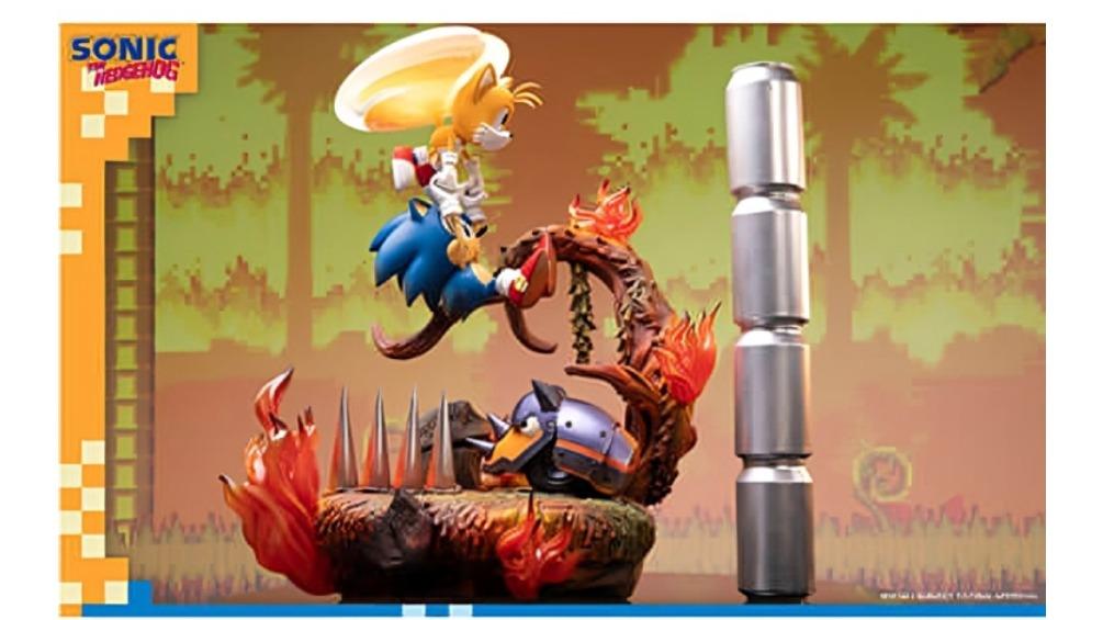 Gaming Sonic the Hedgehog and Tails Statue | Harvey Norman