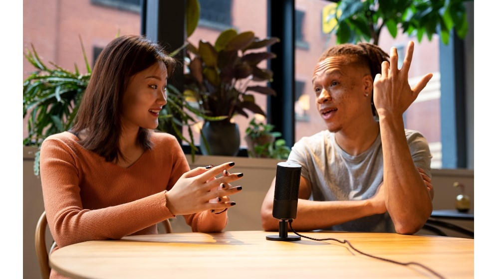 JBL Quantum Stream Dual Pattern Premium USB Microphone | Harvey Norman