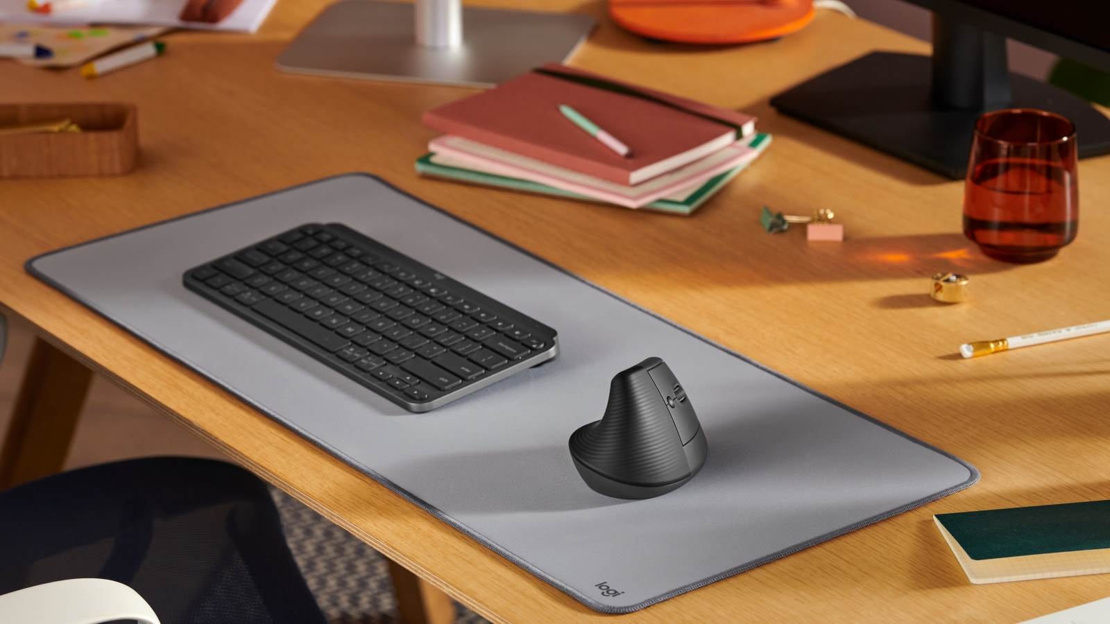Logitech Lift Vertical Ergonomic Mouse - Graphite | Harvey Norman