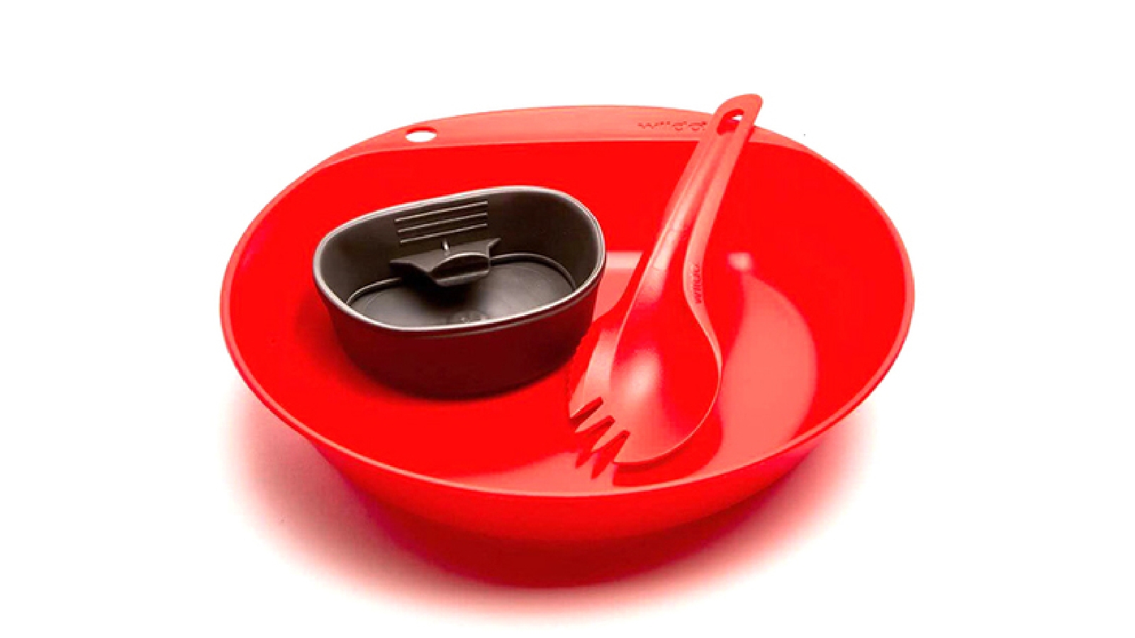 Wildo Pathfinder Kit Plate/Plate/Cutler - Red | Harvey Norman
