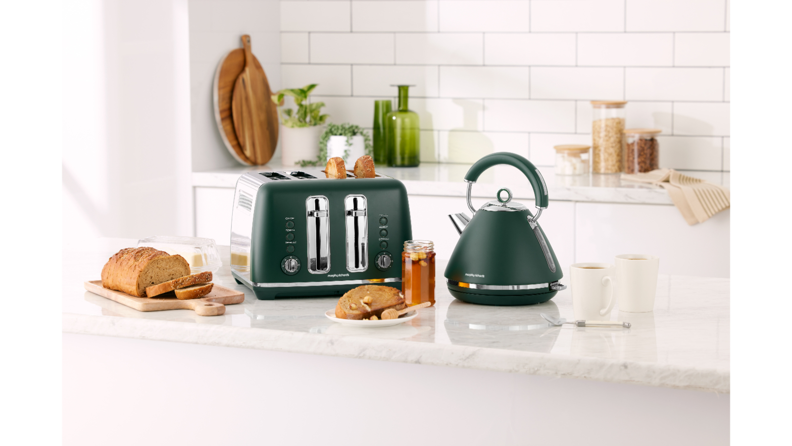 Morphy Richards Ascend Chrome 4 Slice Toaster - Racing Green | Harvey ...