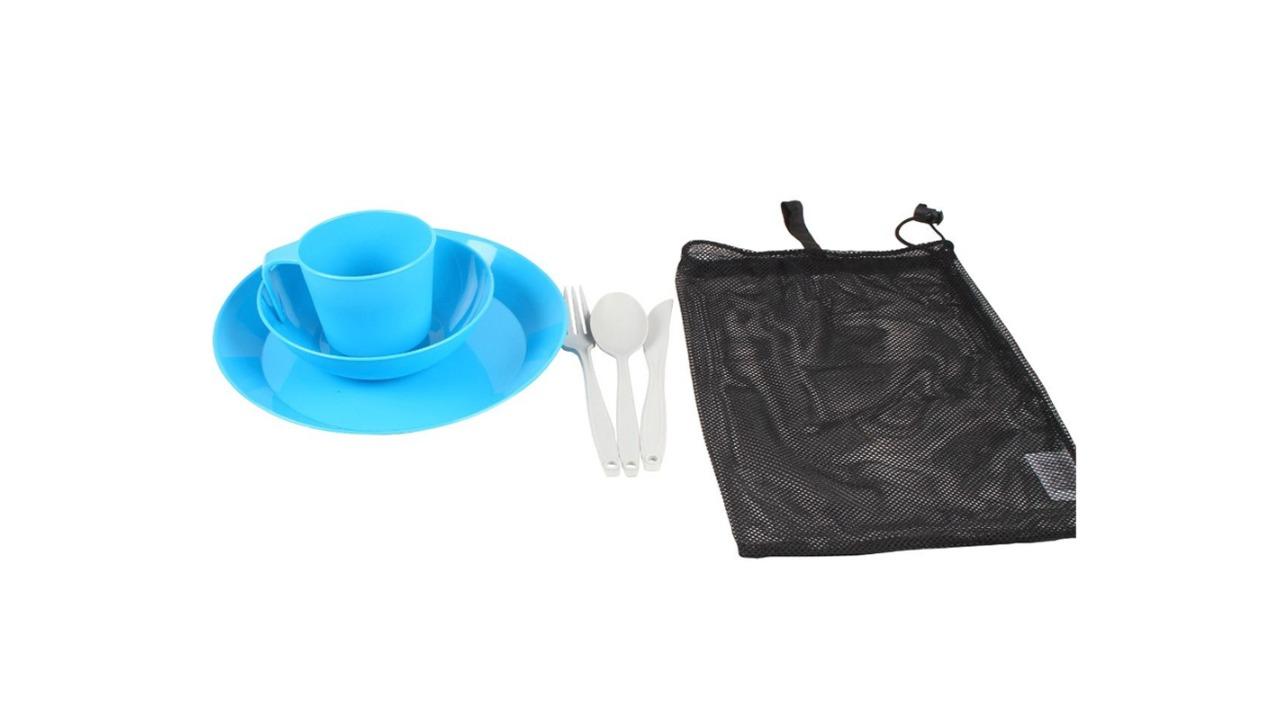 Wildtrak 6 Piece Outdoor Camp Dinner Set | Harvey Norman