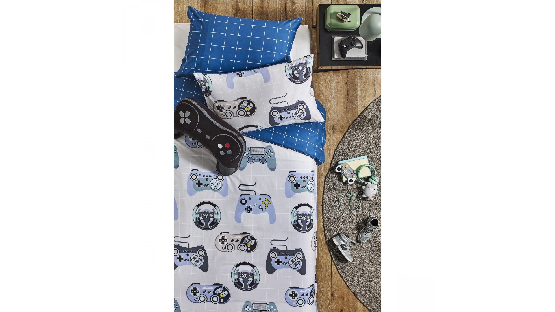 Gamer Glint Glow In The Dark Quilt Cover Set | Harvey Norman