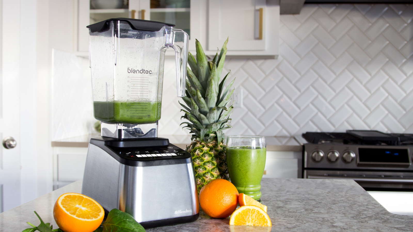 Blendtec Designer 650 S Blender with WildSide+ - Silver | Harvey Norman