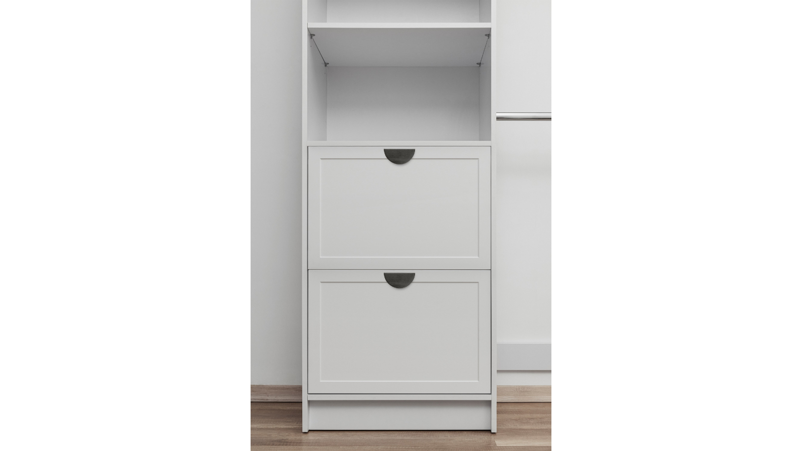 European Cabinetry Basel Half Moon Vj Panel Walk-in Wardrobe Kit ...