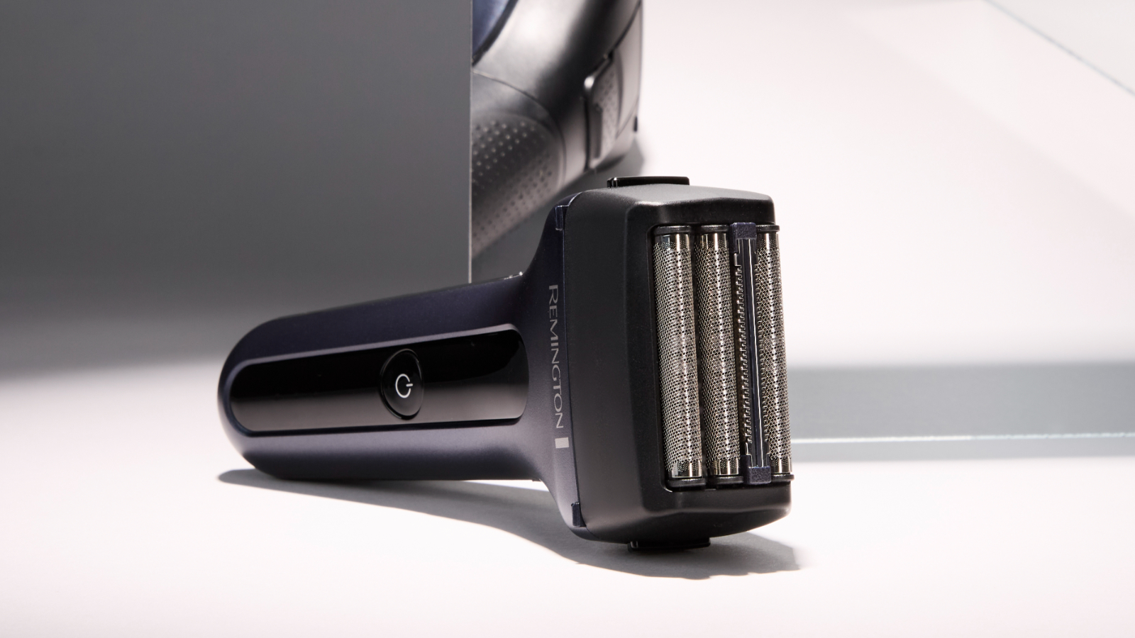 Remington F7 Style Series Foil Shaver | Harvey Norman