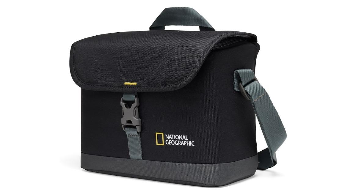 National Geographic Camera Shoulder Bag - Medium | Harvey Norman