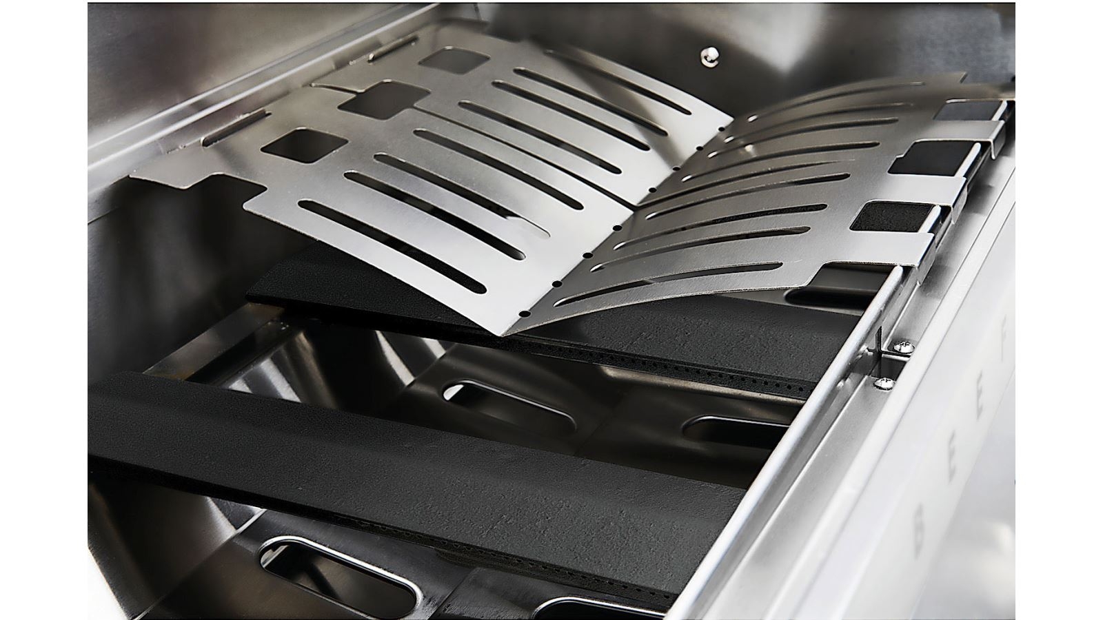 BeefEater 7000 Classic 5-Burner Built-in BBQ | Harvey Norman