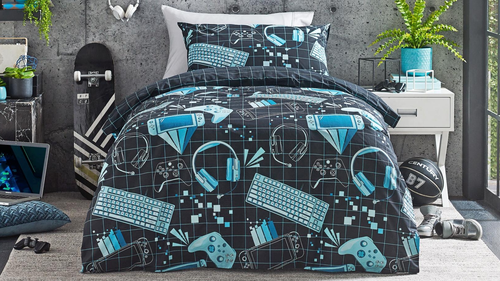 Gamer Gadget Glow In The Dark Quilt Cover Set - Single | Harvey Norman
