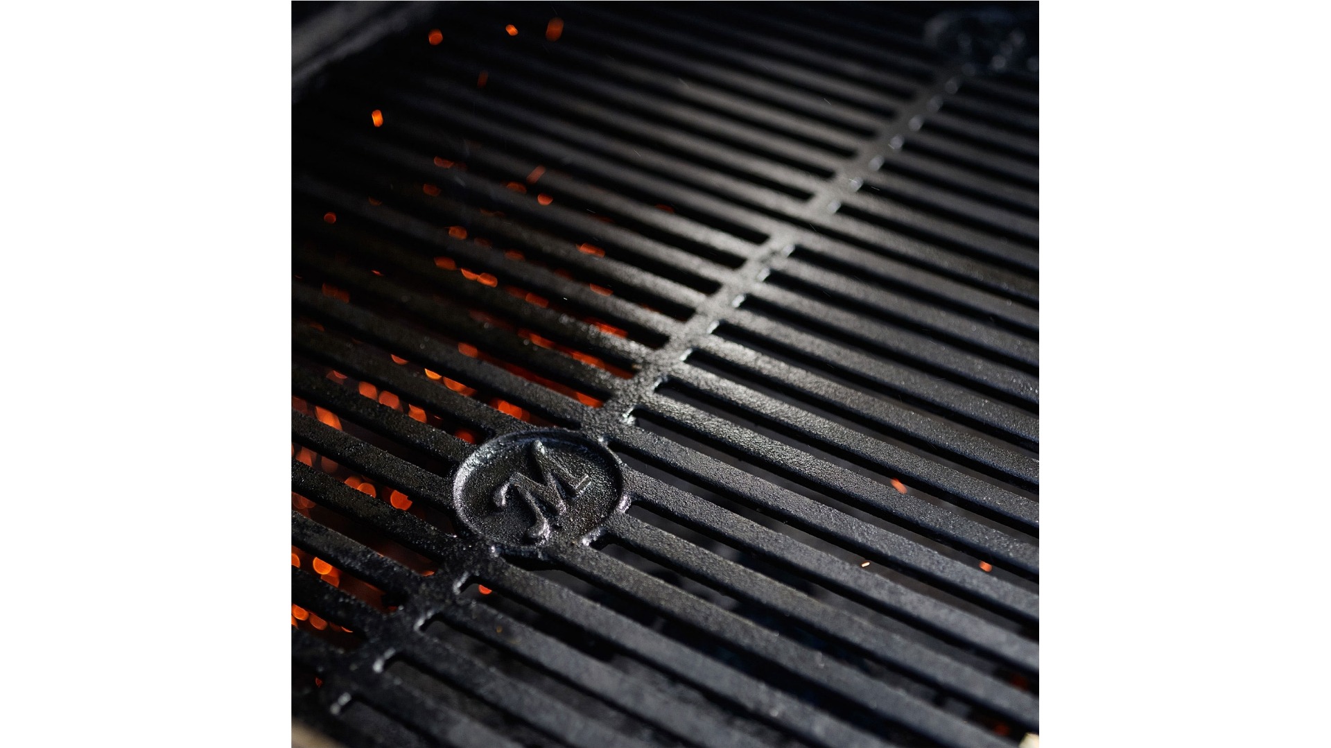 Masterbuilt Gravity Series 800 Digital Charcoal Grill and Smoker ...