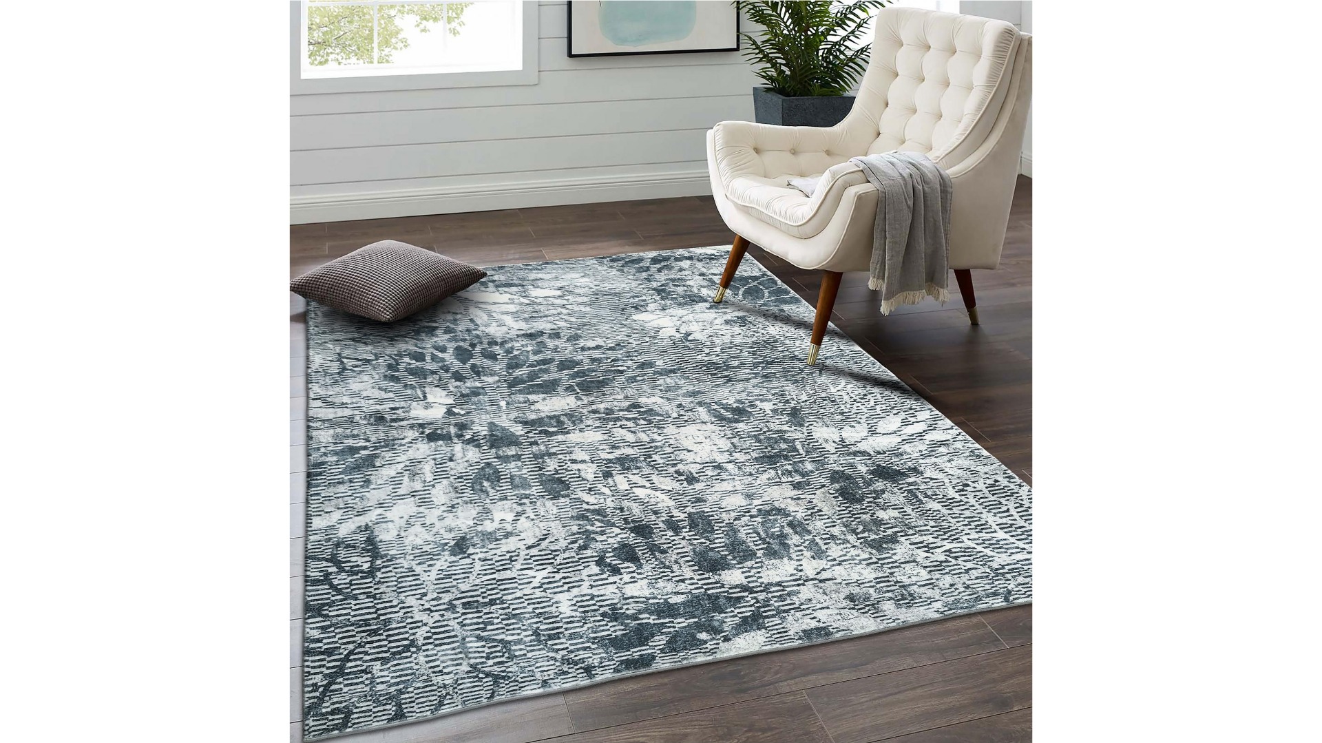 Scala Floral Motif Blue Rug | Harvey Norman
