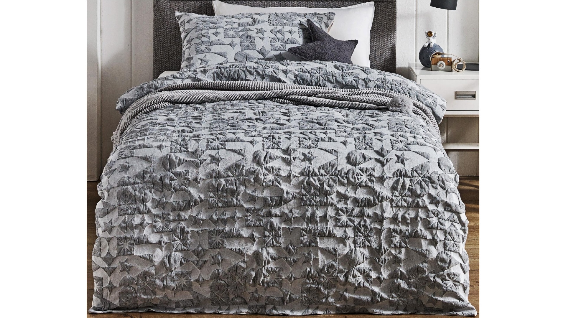 Nova Quilt Cover Set - Queen | Harvey Norman