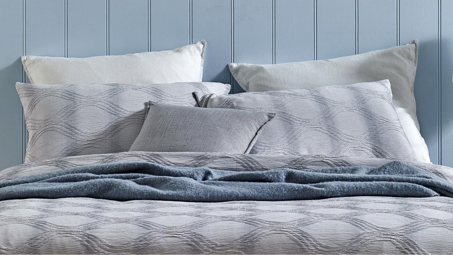 L'Avenue Calder Quilt Cover Set - King | Harvey Norman