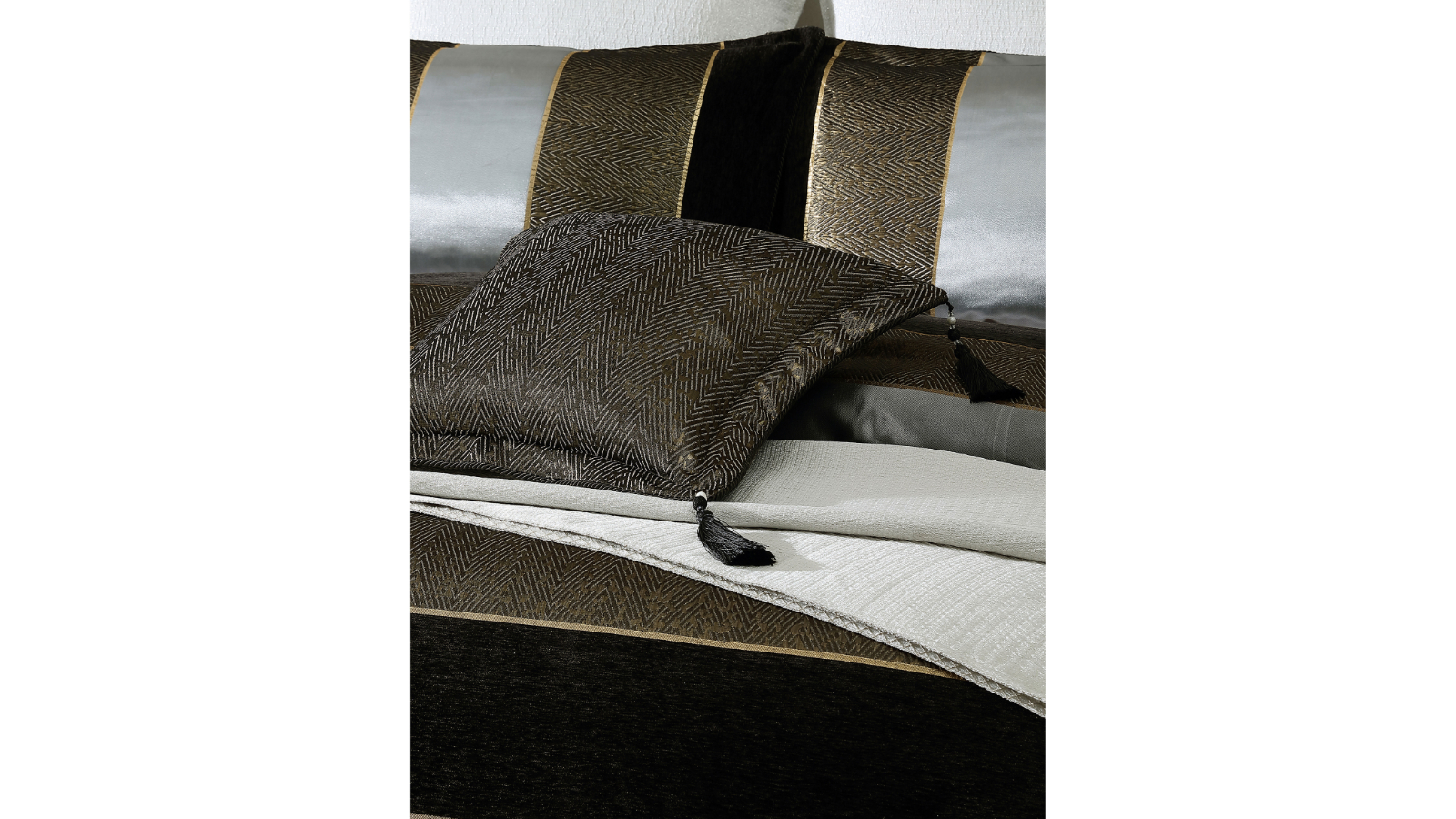 Sovereign Square Cushion | Harvey Norman
