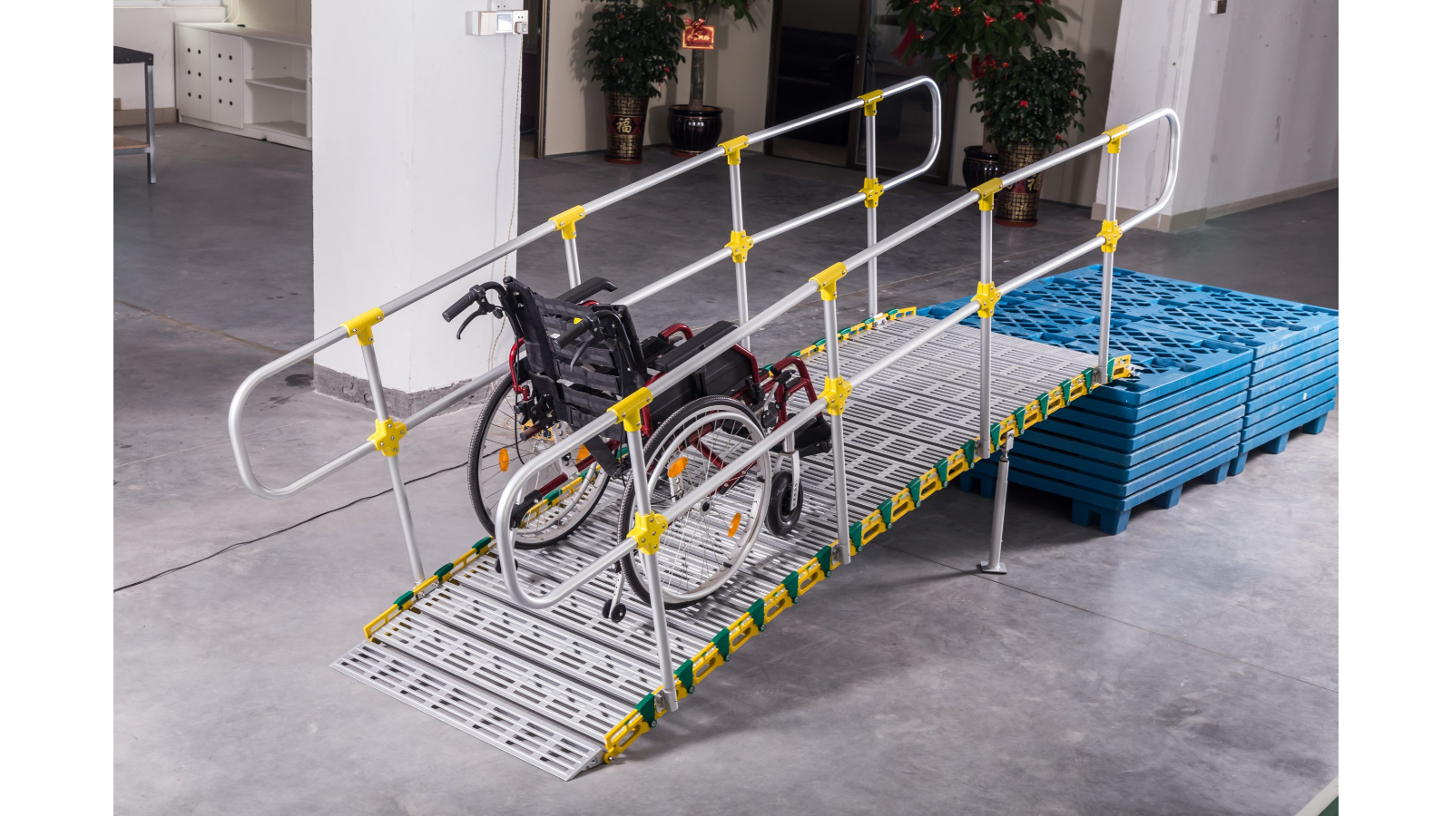 Gilani Engineering Super Heavy Duty Aluminum Rolling Ramp - 185cm Side ...