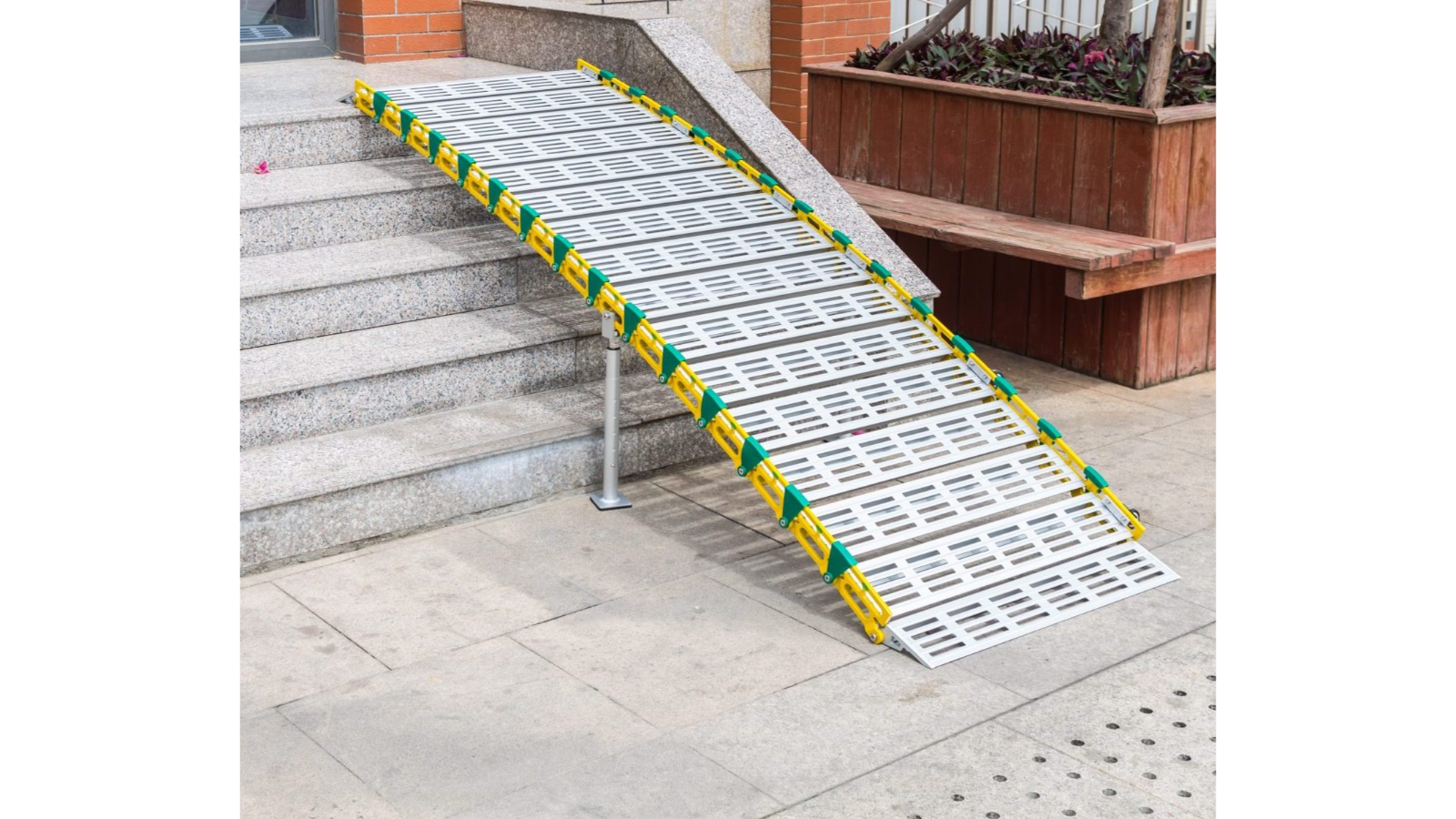 Gilani Engineering Super Heavy Duty Aluminium Rolling Ramp Wide - 240cm ...