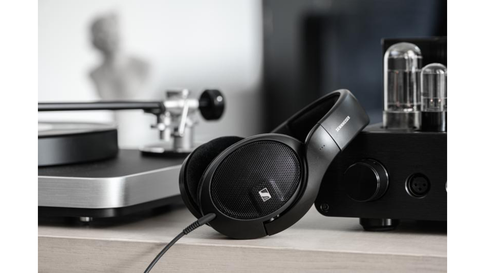 Sennheiser HD 560S Open Back Headphones | Harvey Norman