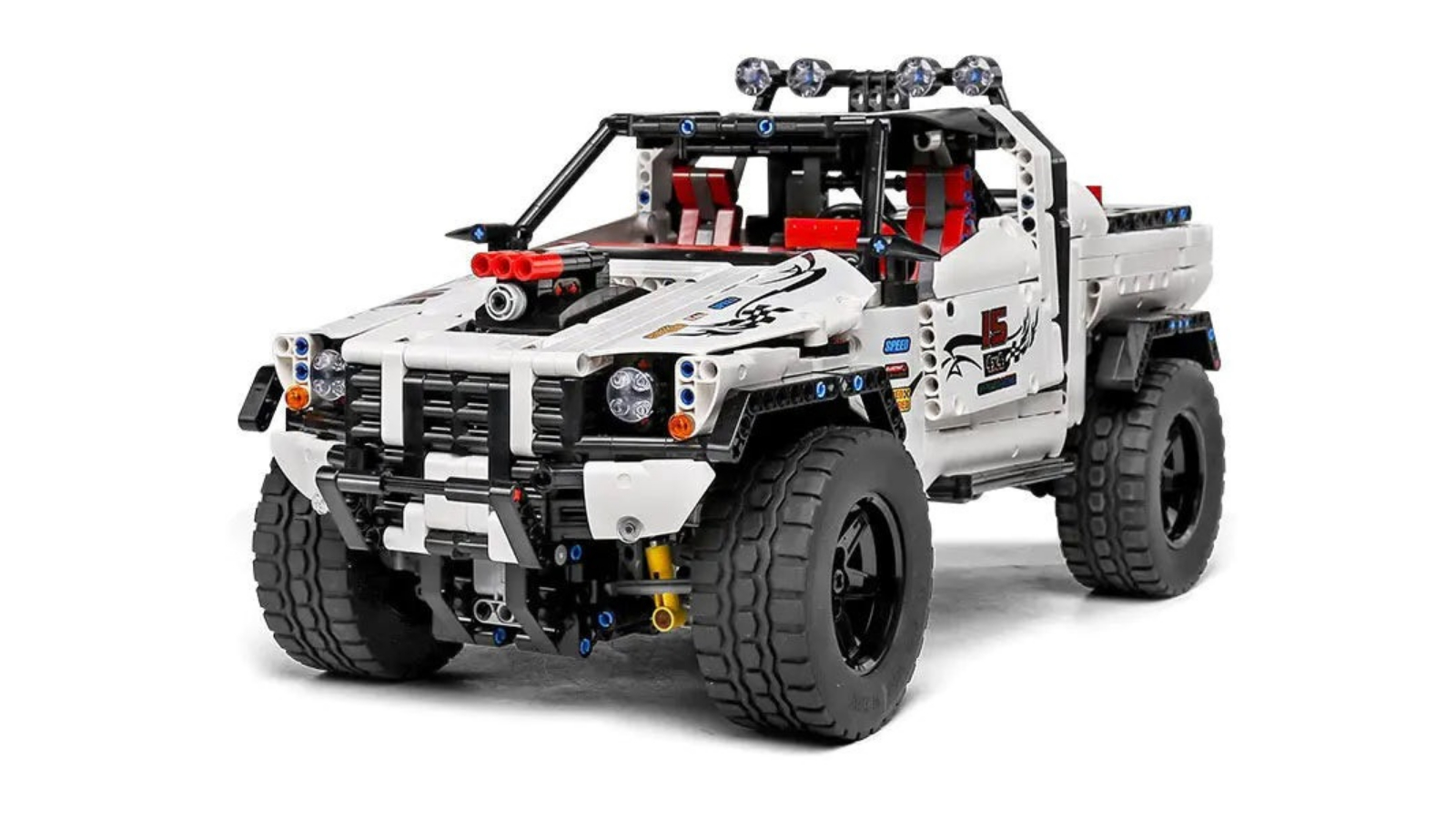 Mould King 2027 Piece Custom Pick-Up 4X4 Car | Harvey Norman