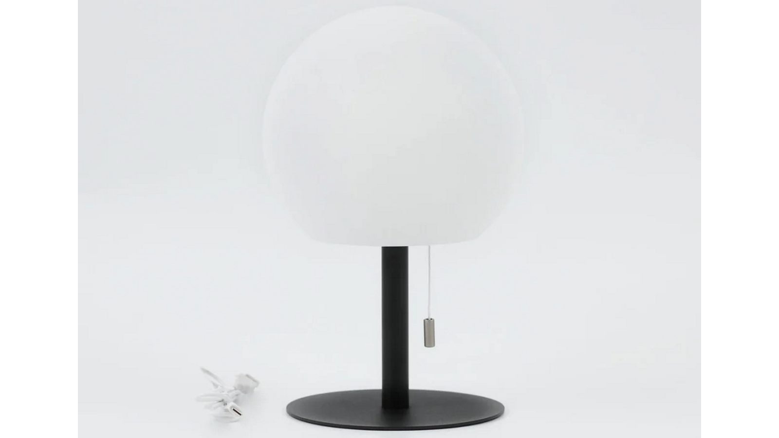 Luminea Cahaya Modern LED Mood Metal Floor Lamp with Round Plastic ...