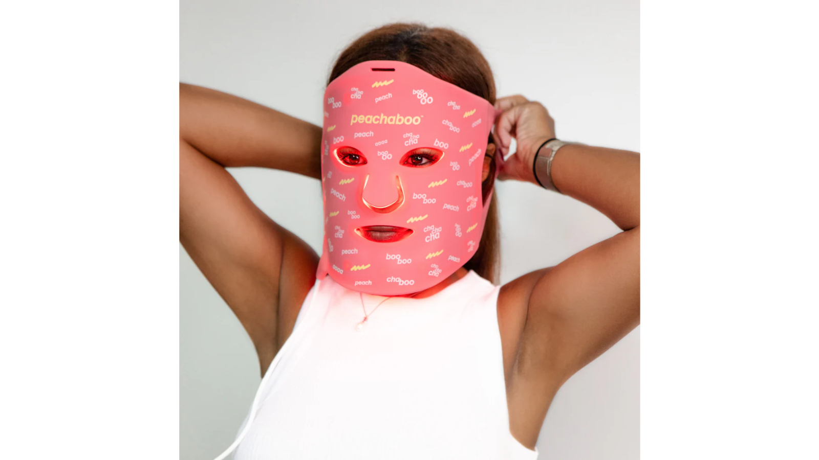Peachaboo Pro Glo Silicone LED Light Therapy Mask | Harvey Norman