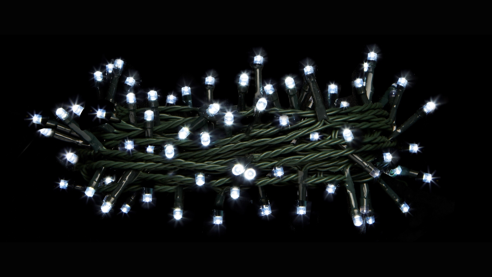 Lenoxx 300 Solar-Powered LED Lights - White | Harvey Norman