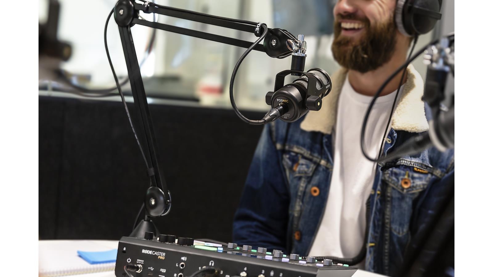 Rode Professional Studio Boom Arm | Harvey Norman