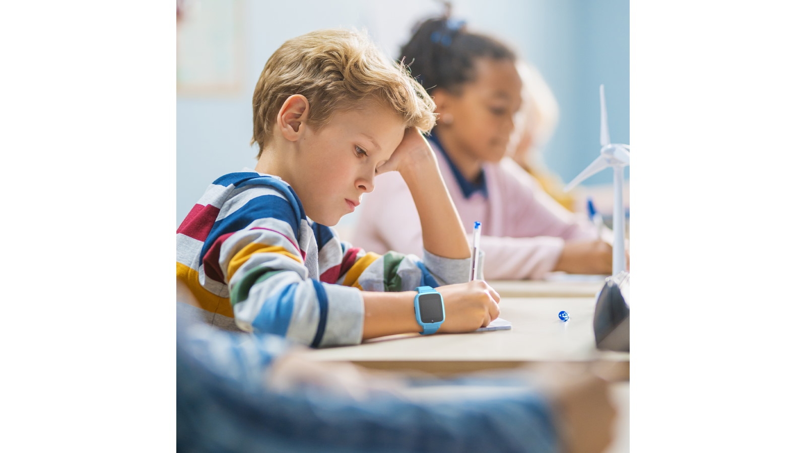 Pixbee Kids 4G Video Smart Watch with GPS Tracking - Blue | Harvey Norman