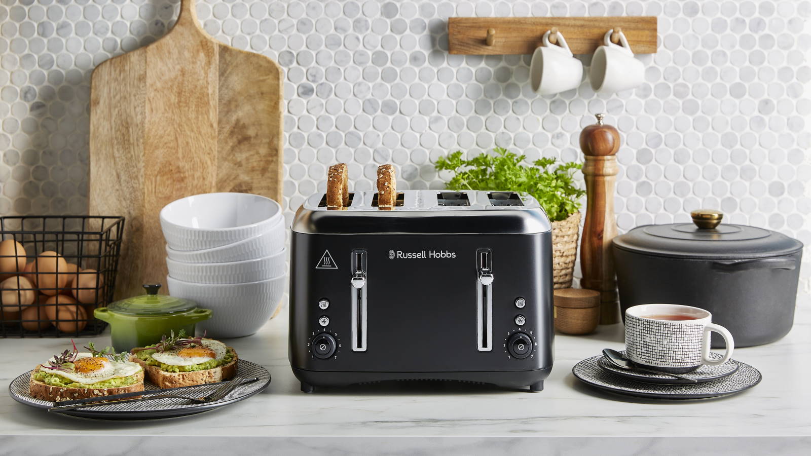 Russell Hobbs Addison 4-Slice Toaster - Matte Black | Harvey Norman
