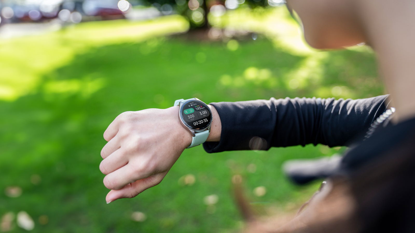 Ryze Gene Smart Watch - Star Grey with White + Mint Strap | Harvey Norman