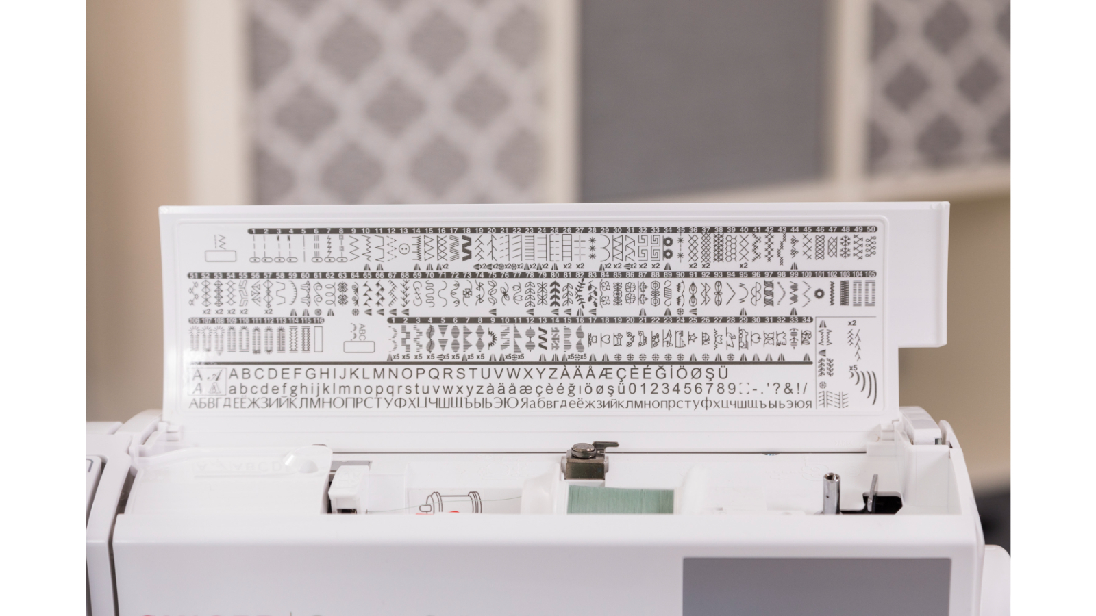 Singer 9960 Quantum Electronic Sewing Machine | Harvey Norman