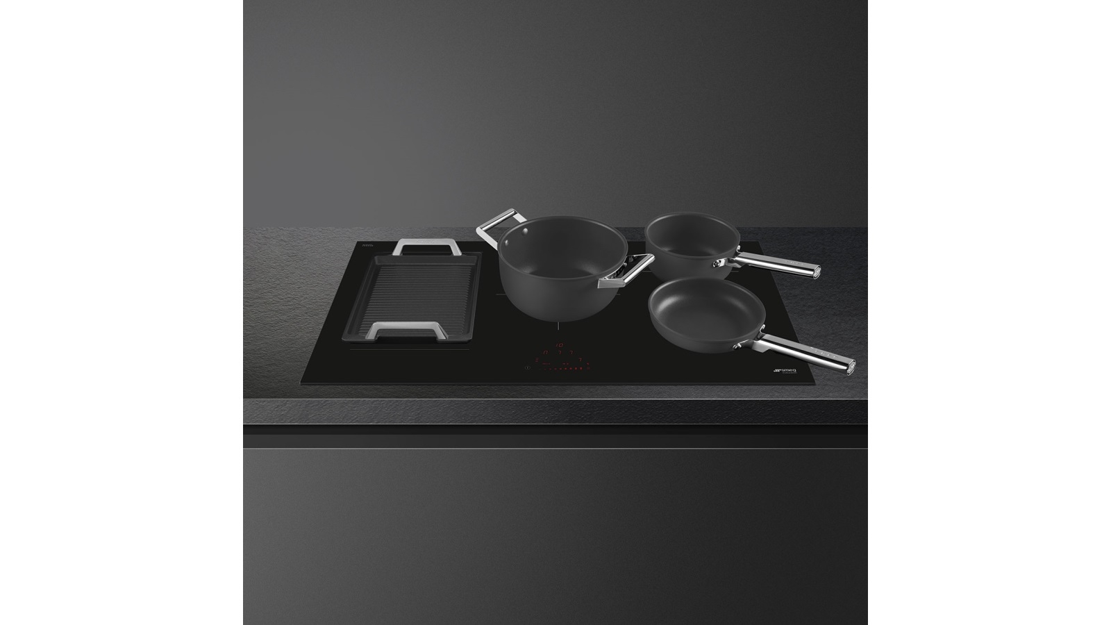 Smeg 900mm 5 Zone Low Profile Induction Cooktop - Black | Harvey Norman