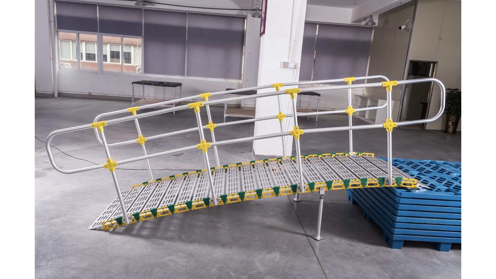 Gilani Engineering Super Heavy Duty Aluminium Rolling Ramp Wide - 150cm ...