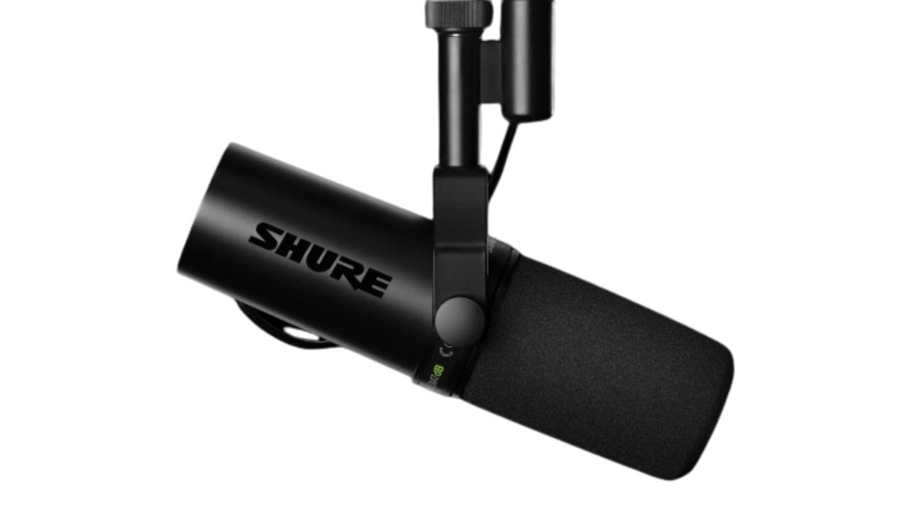 Shure Active Dynamic Broadcast Voice Over Cardioid Microphone | Harvey ...