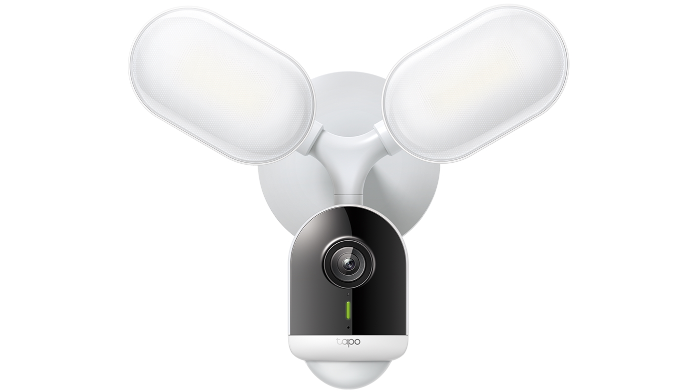 TP-Link Tapo C720 Smart Floodlight Camera | Harvey Norman