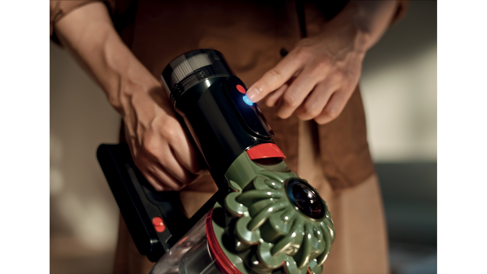 Dyson V8 Cyclone Stick Vacuum | Harvey Norman