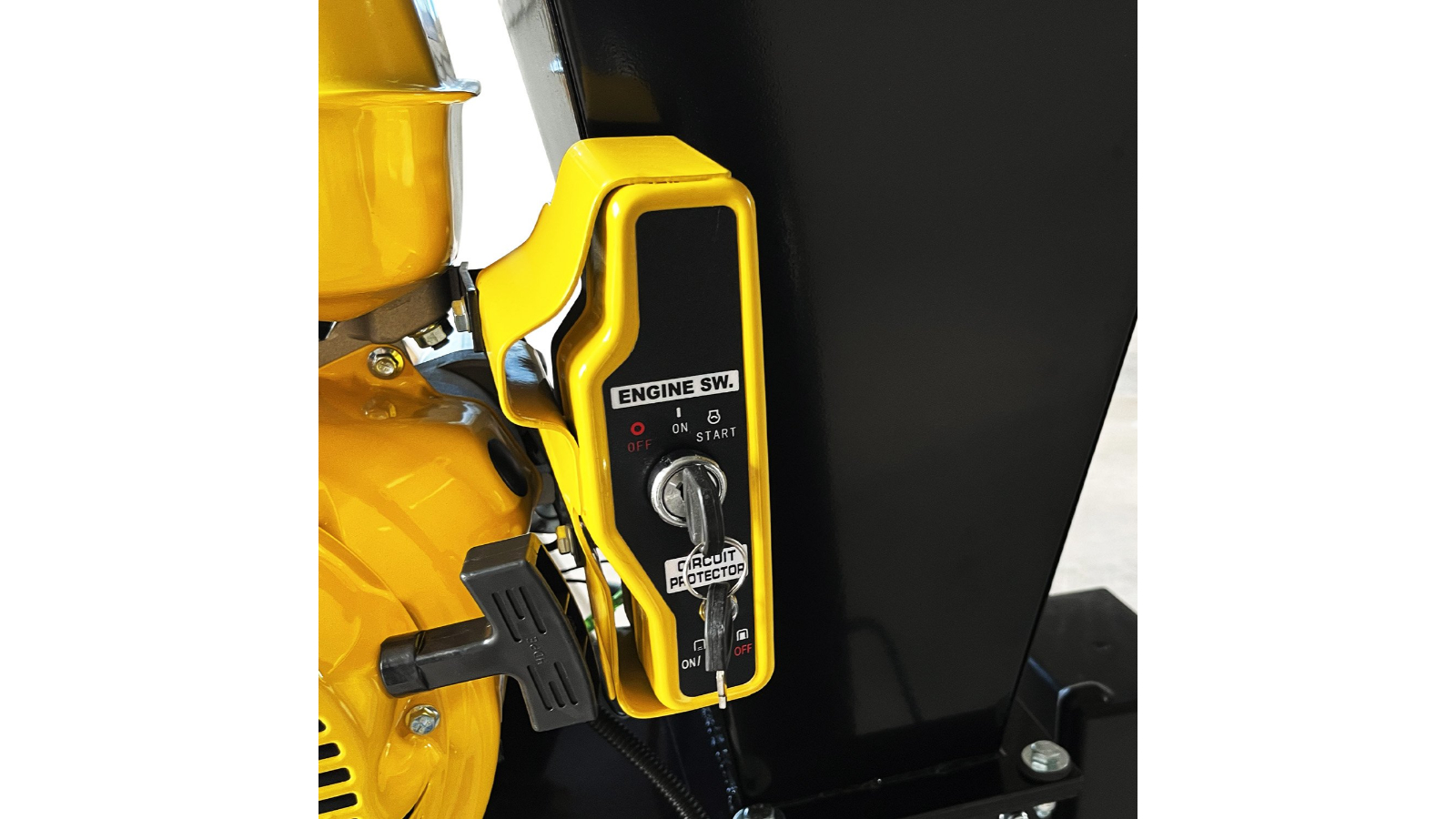 Ducar 601C 15HP Key Start Wood Chipper Mulcher Grinder - Yellow Black ...