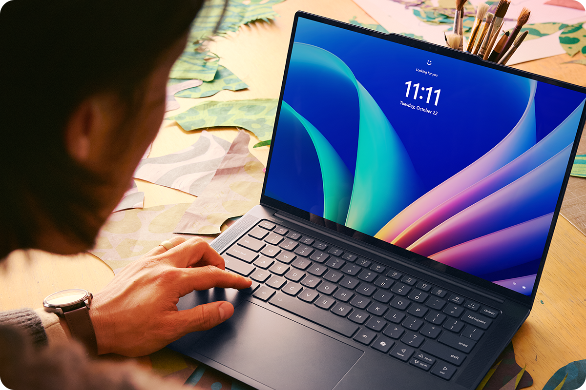 Co-Pilot + PC | Harvey Norman
