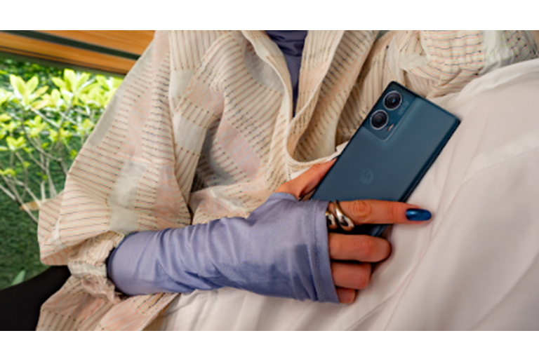 Motorola Edge 50 Fusion 5G 256GB - Forest Blue | Harvey Norman