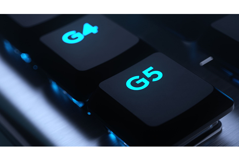 Logitech G815 LIGHTSYNC RGB Linear Mechanical Gaming Keyboard | Harvey ...