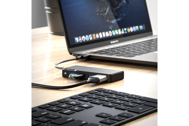 Alogic Fusion CORE USB-C 5-in-1 Hub V2 | Harvey Norman