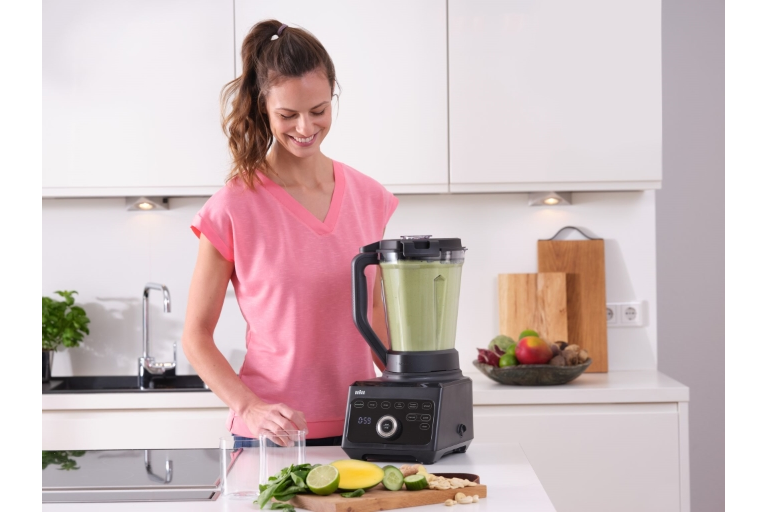 Braun PowerBlend 9 1600W High Performance Blender - Black | Harvey Norman