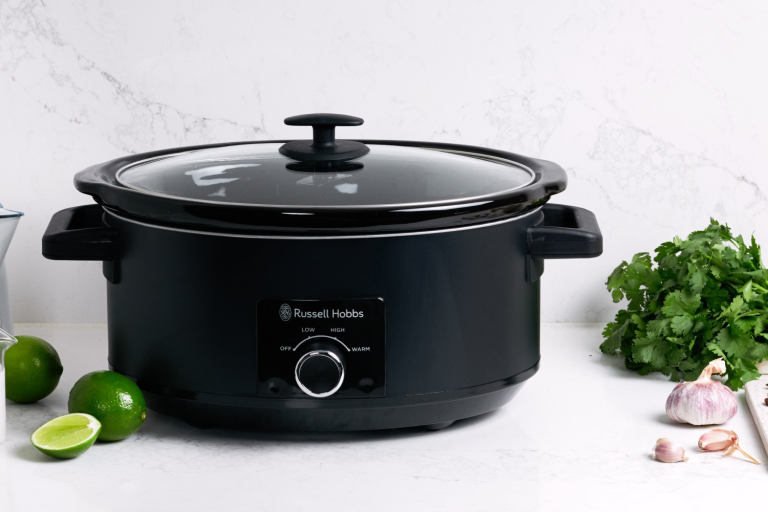 Russell Hobbs 7L Slow Cooker - Matte Black | Harvey Norman