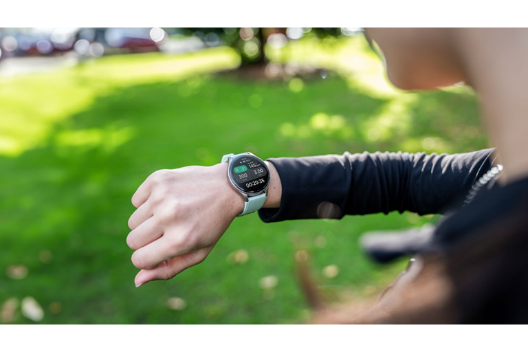 Ryze Gene Smart Watch | Harvey Norman